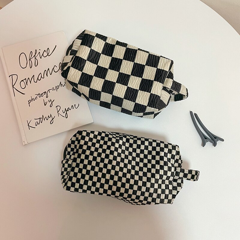 Cute Retro Checkerboard Grid Cow Print Pencil Bag ... – Grandado