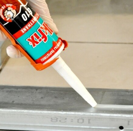 AKFİX 610 POLYURETHANE MOUNT ADHESIVE (LIQUID NAIL... – Vicedeal