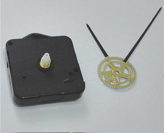 retro do old wooden gear hanging clock and watch a... – Grandado