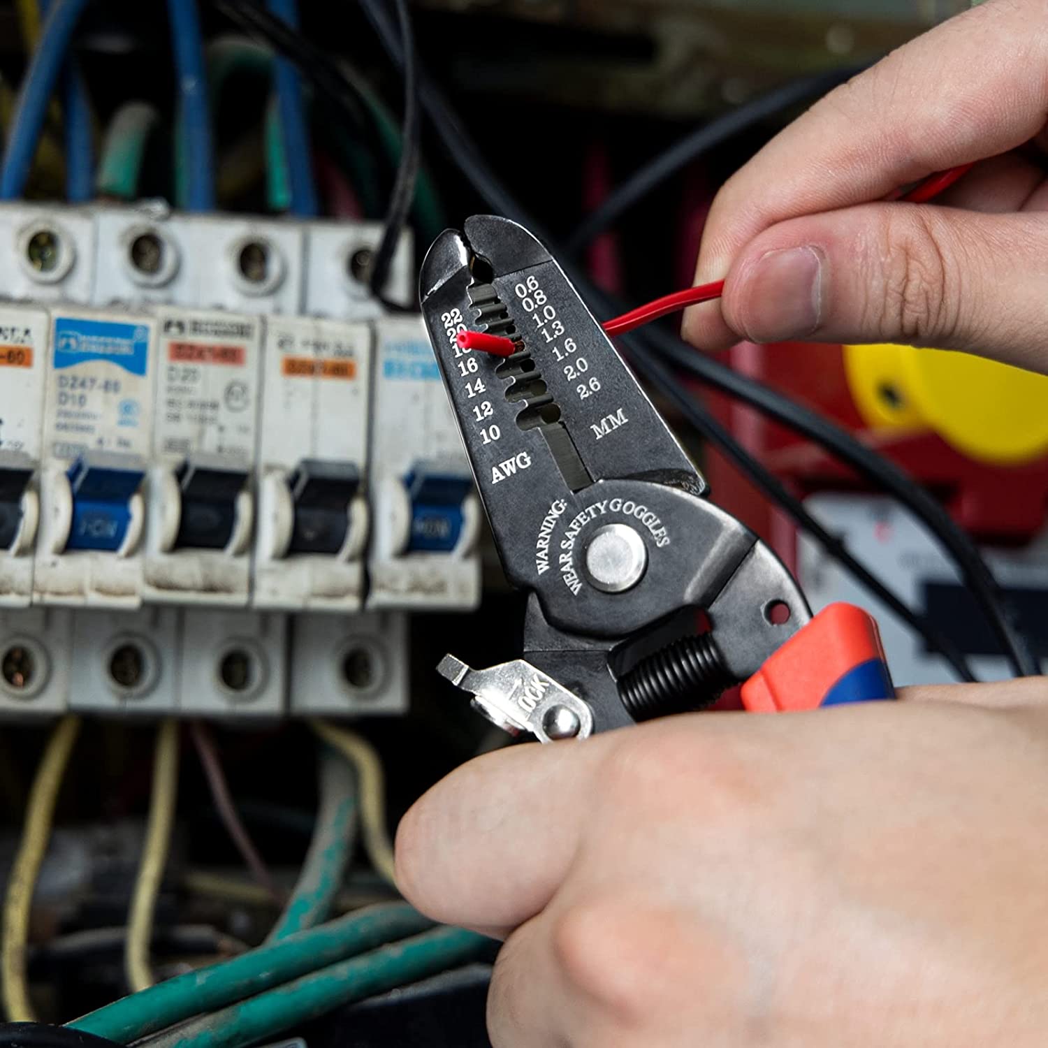 IWISS Wire Stripping Plier, Wire Stripper and Wire... – Grandado