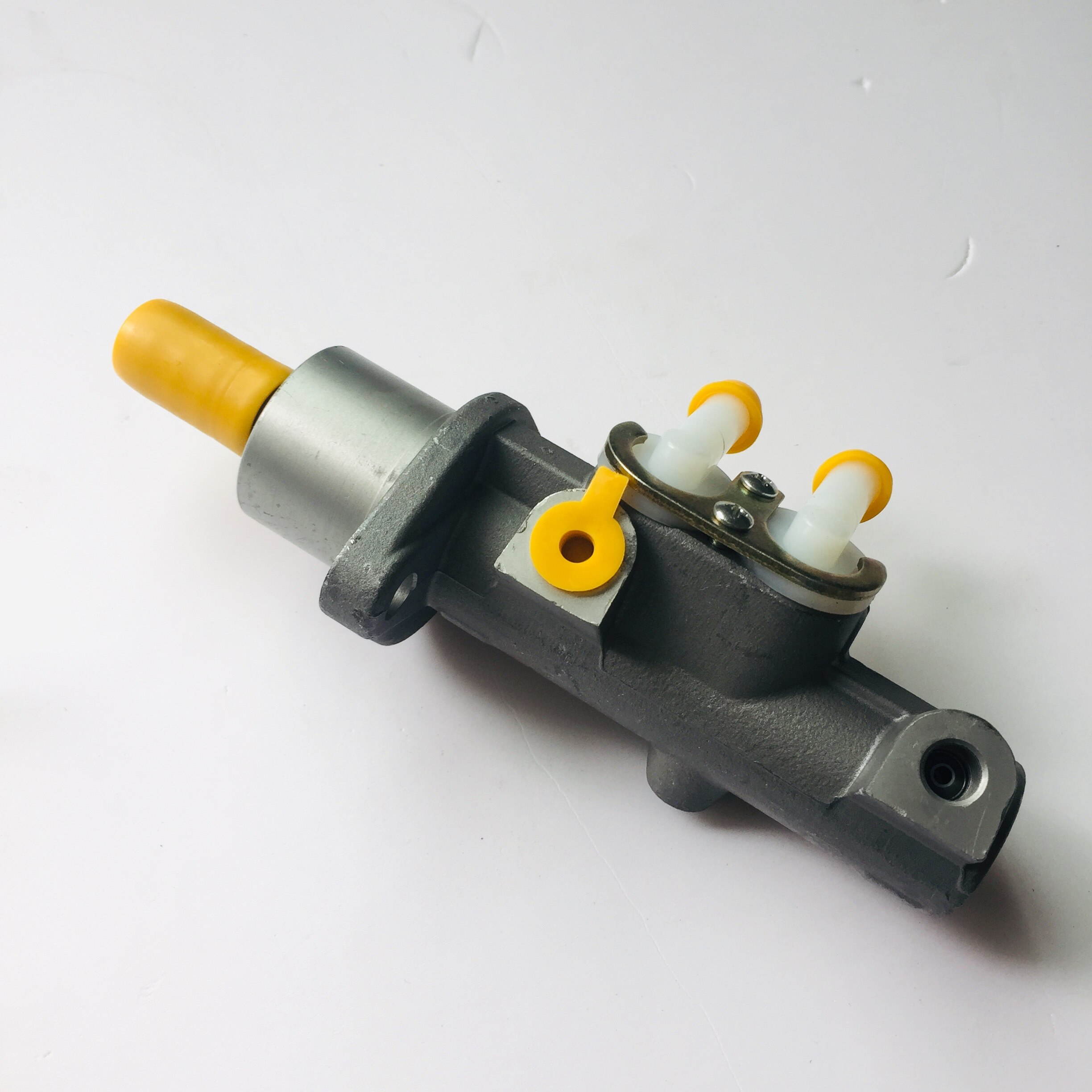 Brake Master Cylinder For Chana Loader – Grandado