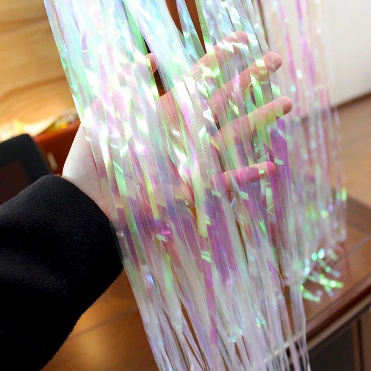 Shimmer Iridescent Foil Fringe Curtain Party Decor... – Vicedeal