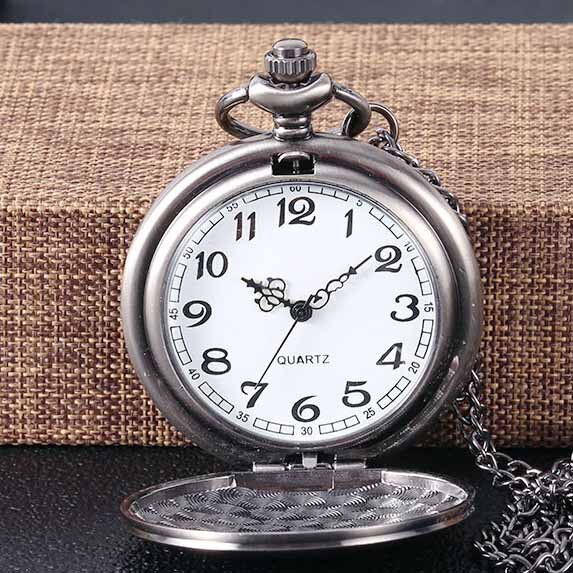 Groot zilveren quartz zakhorloge met engelse lette... – Vicedeal