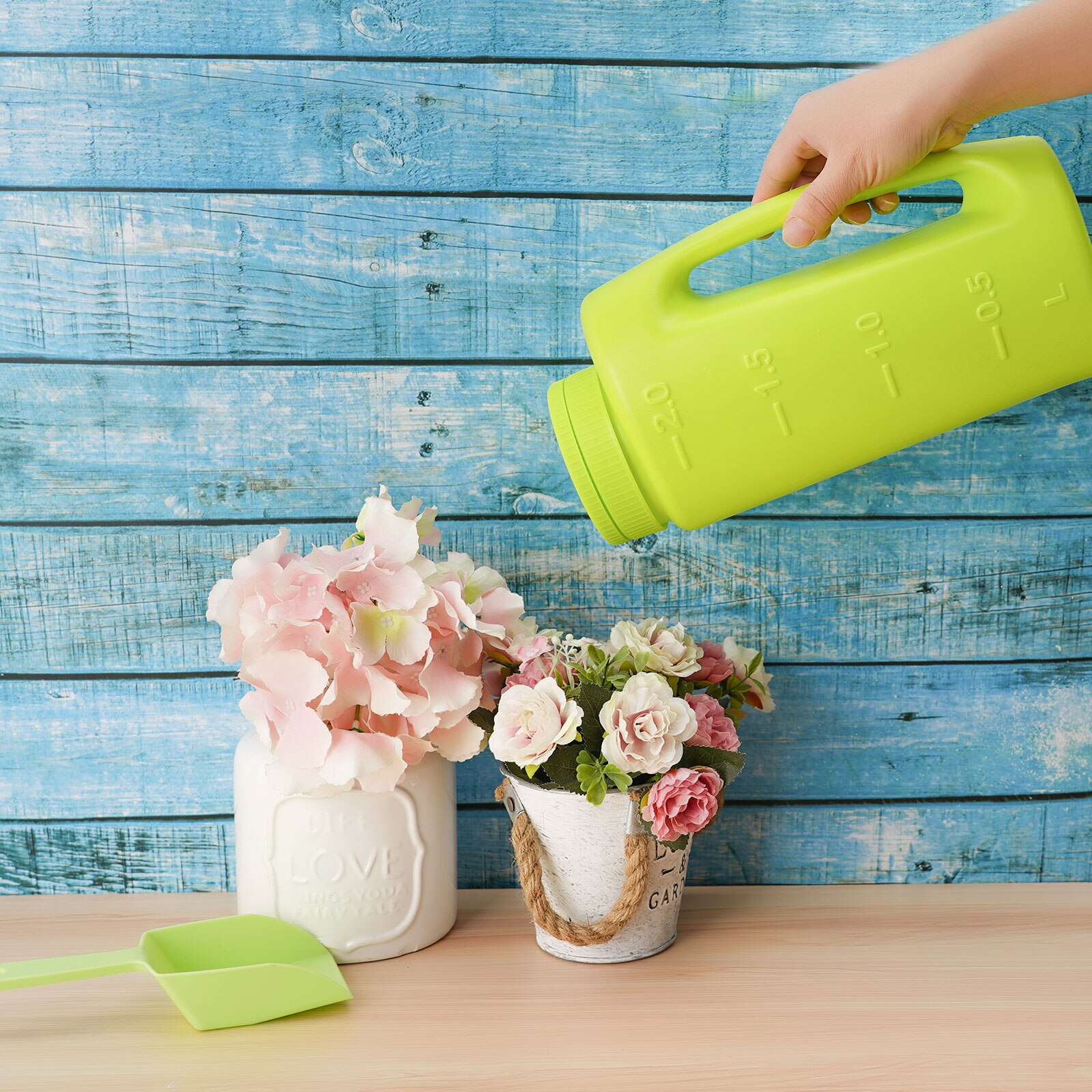 Plastic Fertilizer Spreader Handheld Watering Can ... – Grandado