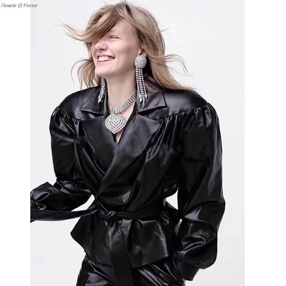 Amazing Full Crystal Zircon Pave Chunky Heart Chok... – Grandado