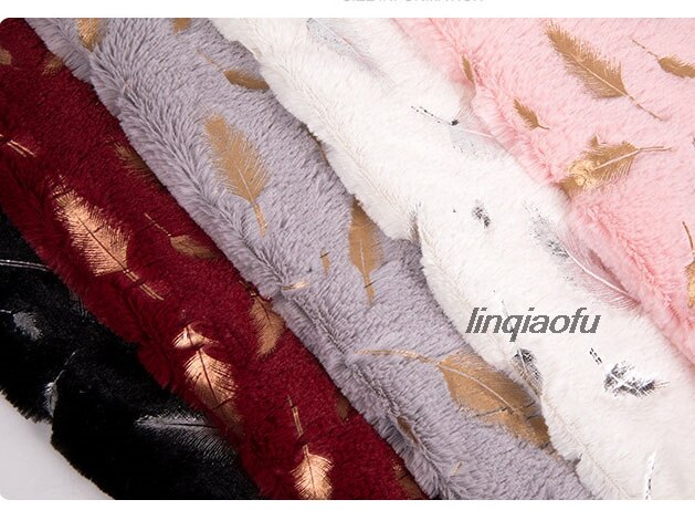 Fine PV velvet cloth gilded feather leaves home te... – Vicedeal