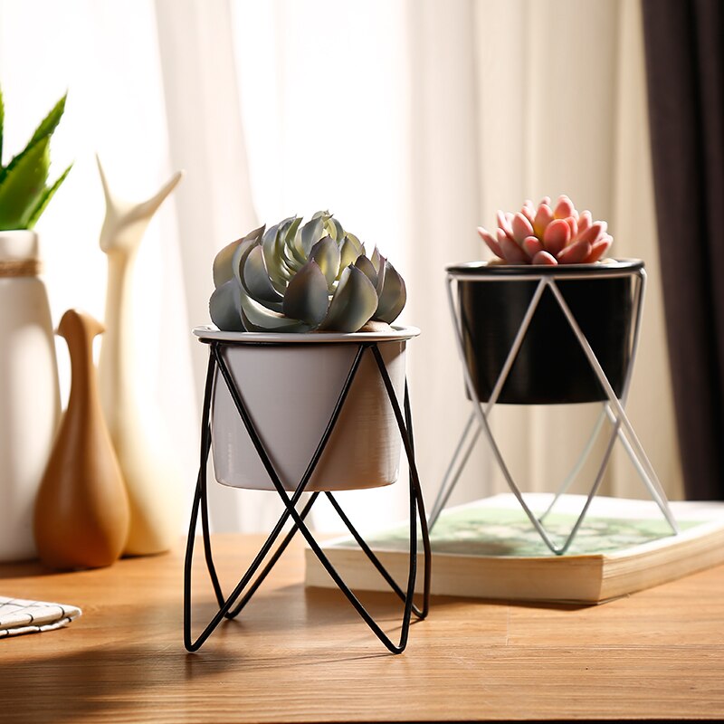 Showy Contracted Metal Flower Pot In Northern Euro... – Grandado