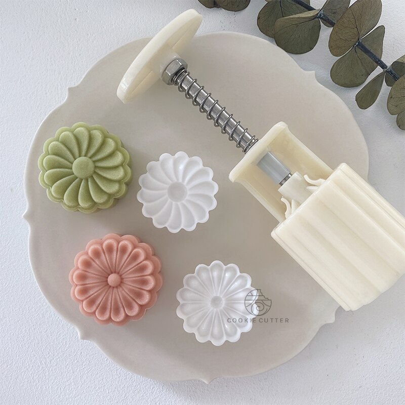 DIY 3D Mooncake Mould Set 50g Flowers Pattern Shap... – Grandado