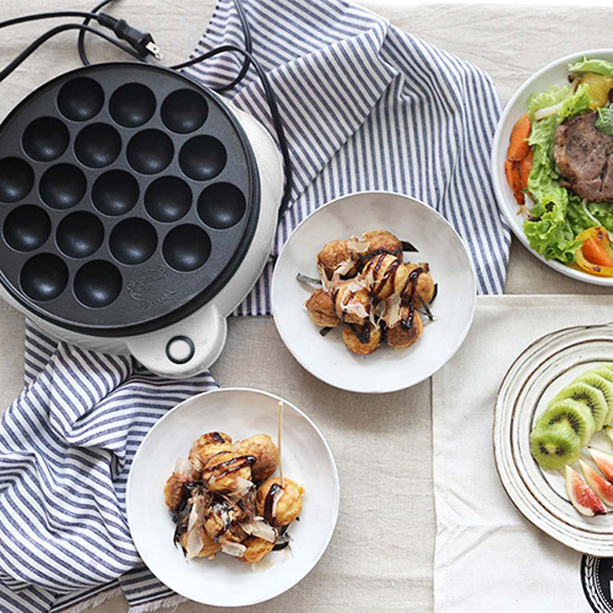 18 Hole Chibi Maruko Baking Machine Household Elec... – Vicedeal