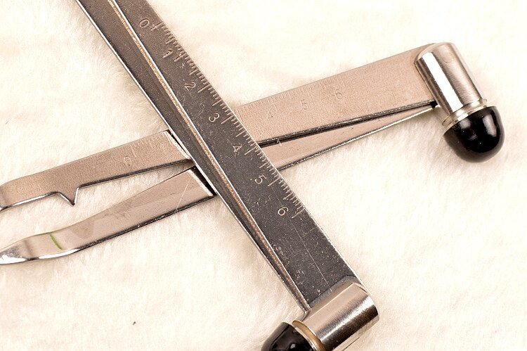 Dual-purpose scale stainless steel fastener clinic... – Grandado