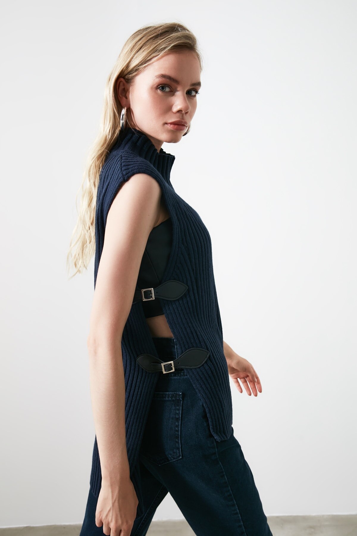 Trendyol Navy Blue Buckle Detail Knitwear Bluz TWO... – Grandado