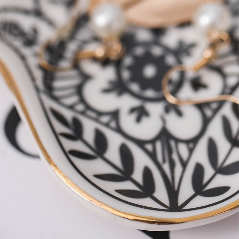 Ceramic Material Small Hand Shape Dishes and Plate... – Vicedeal