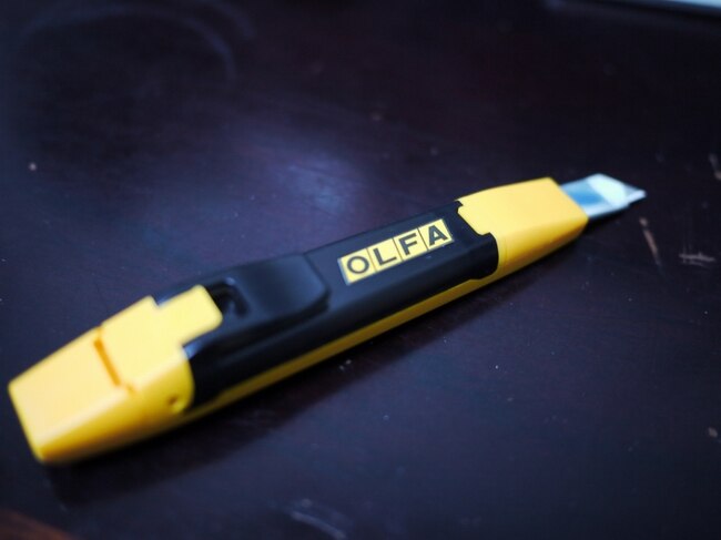 OLFA JAPAN Auto Lock Cutter Mini cutters DA-1 208B – Grandado