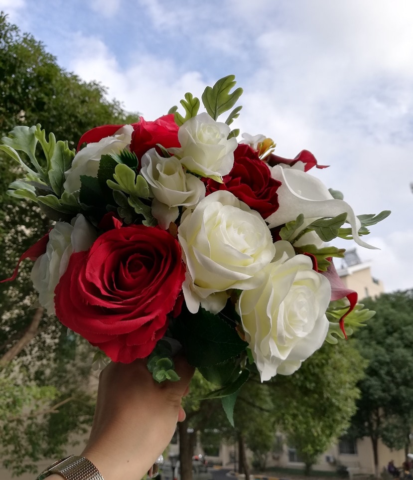 Red Real Touch Flowers Rose Bouquets for Wedding P... – Vicedeal
