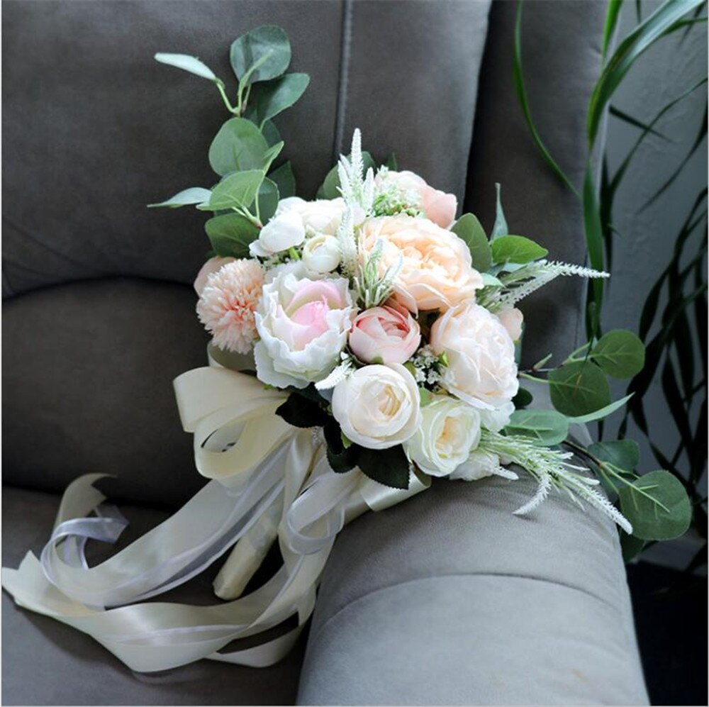 Blush Pink Rose Flowers Brides Bouquet Romantic We... – Grandado