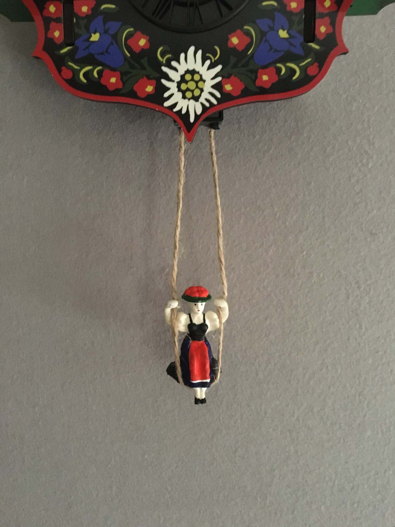 Goodtime Farm House Decorative Pendulum Wall Clock – Grandado