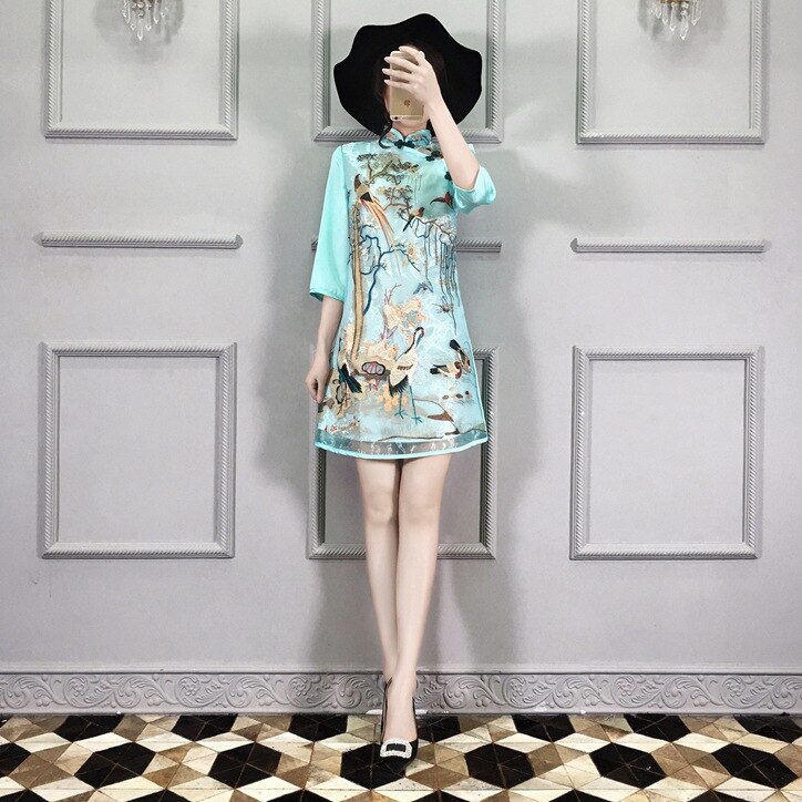 Chinese modern embroidery mandarin collar qipao dr... – Grandado