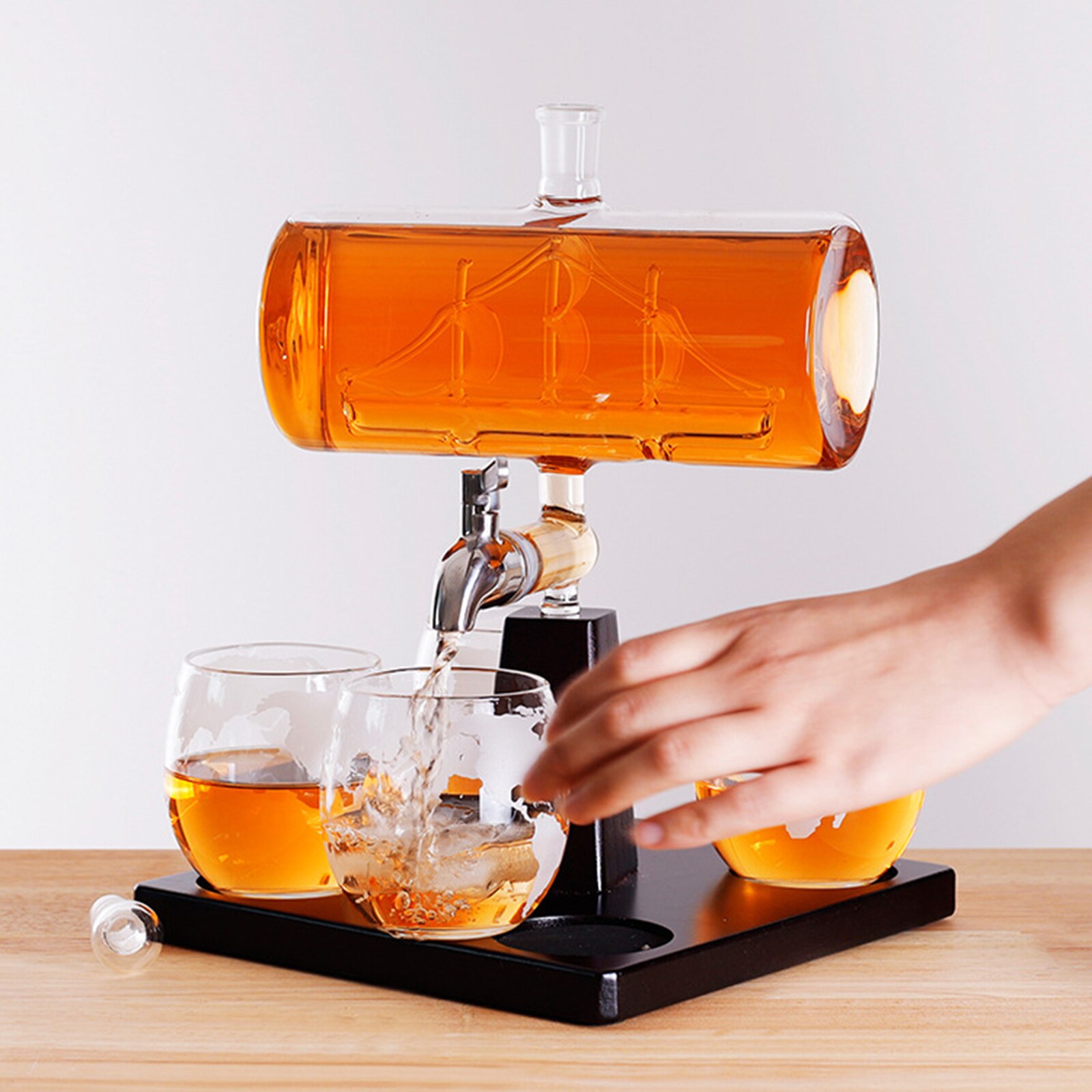 Whisky Decanter Set 1000ml Whisky Decanter with 4 ... – Grandado