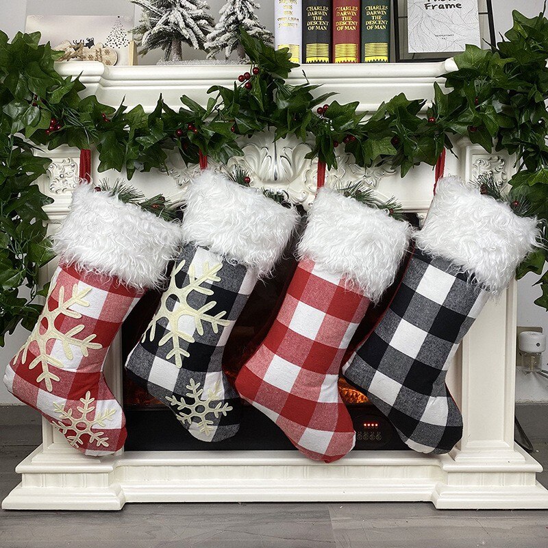 Christmas Plaid Stockings Snowflake Pattern Hangin... – Vicedeal
