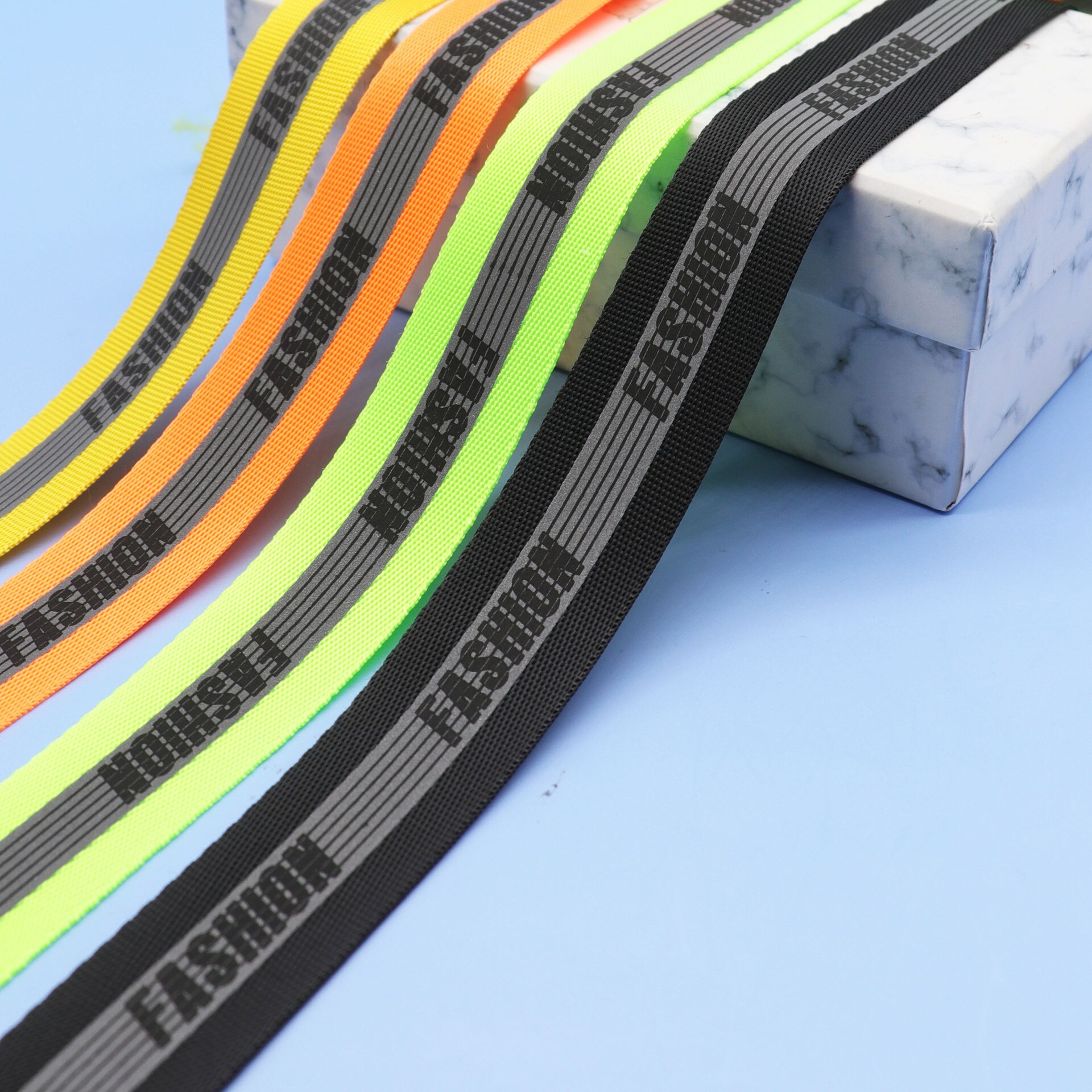 A roll of 50 yards 2.5cm Reflective Webbing Imitat... – Vicedeal