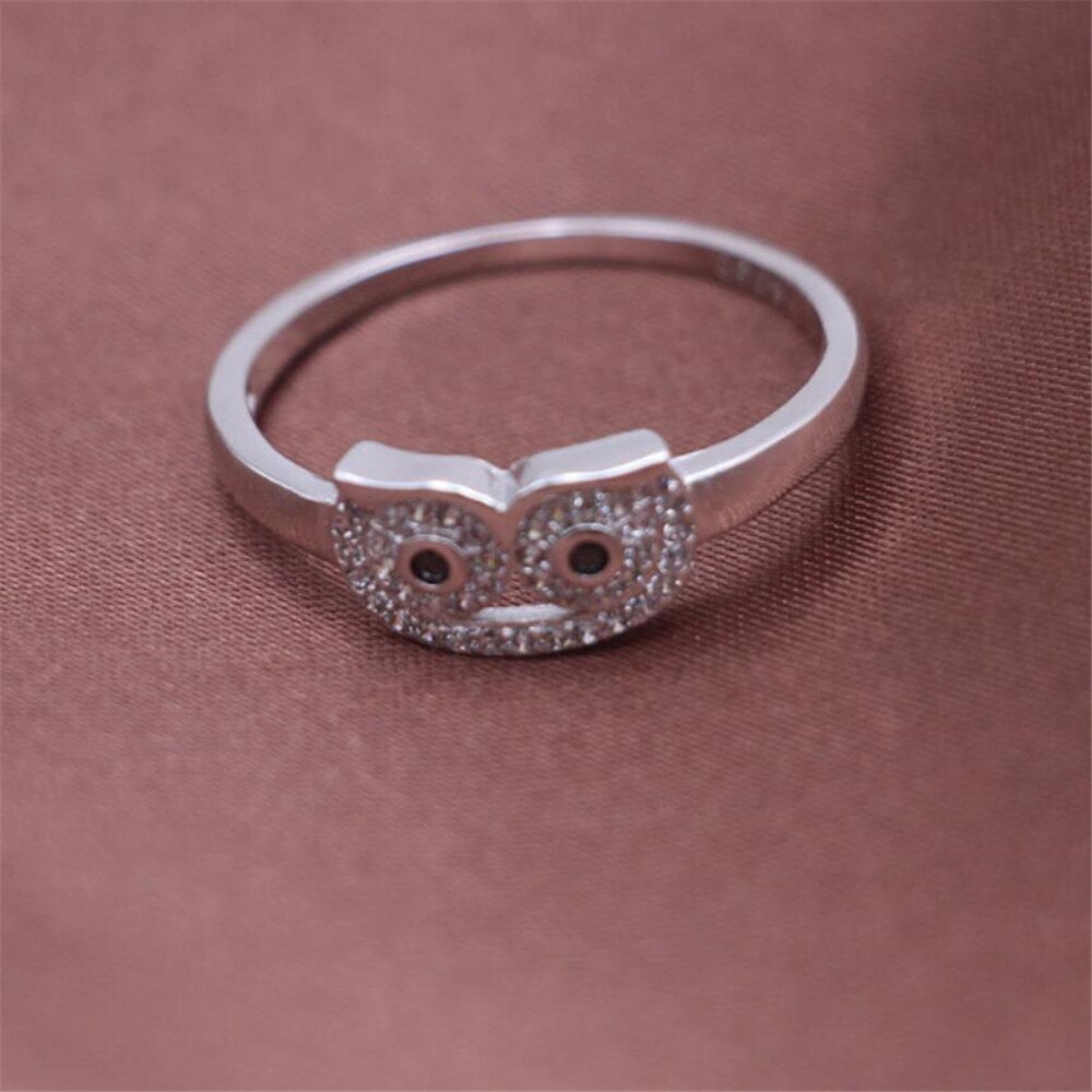 Anillo coreano de circonita con forma de búho para... – Grandado