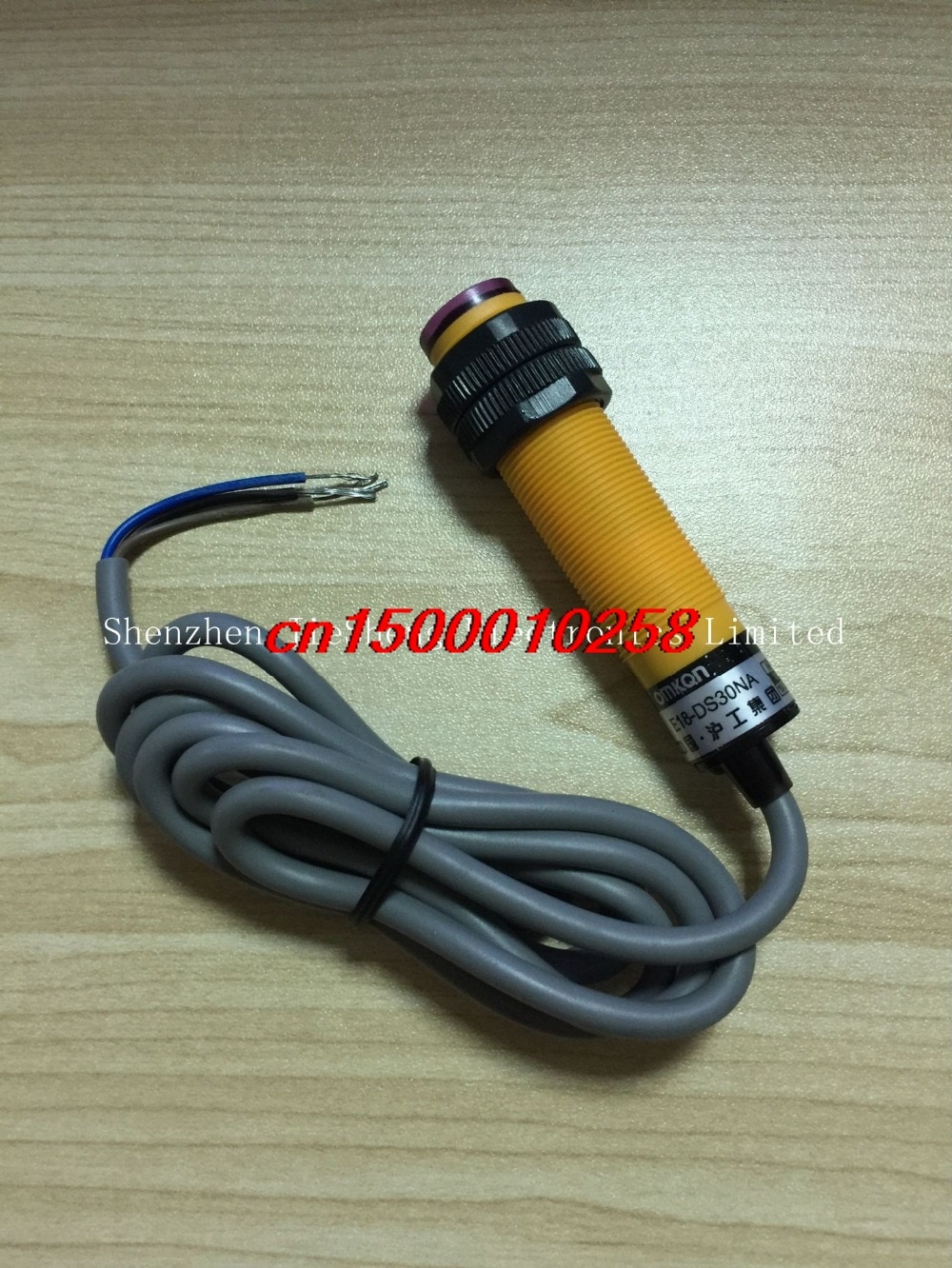 E18-DS30NA 24V three line NPN normally open diffus... – Vicedeal
