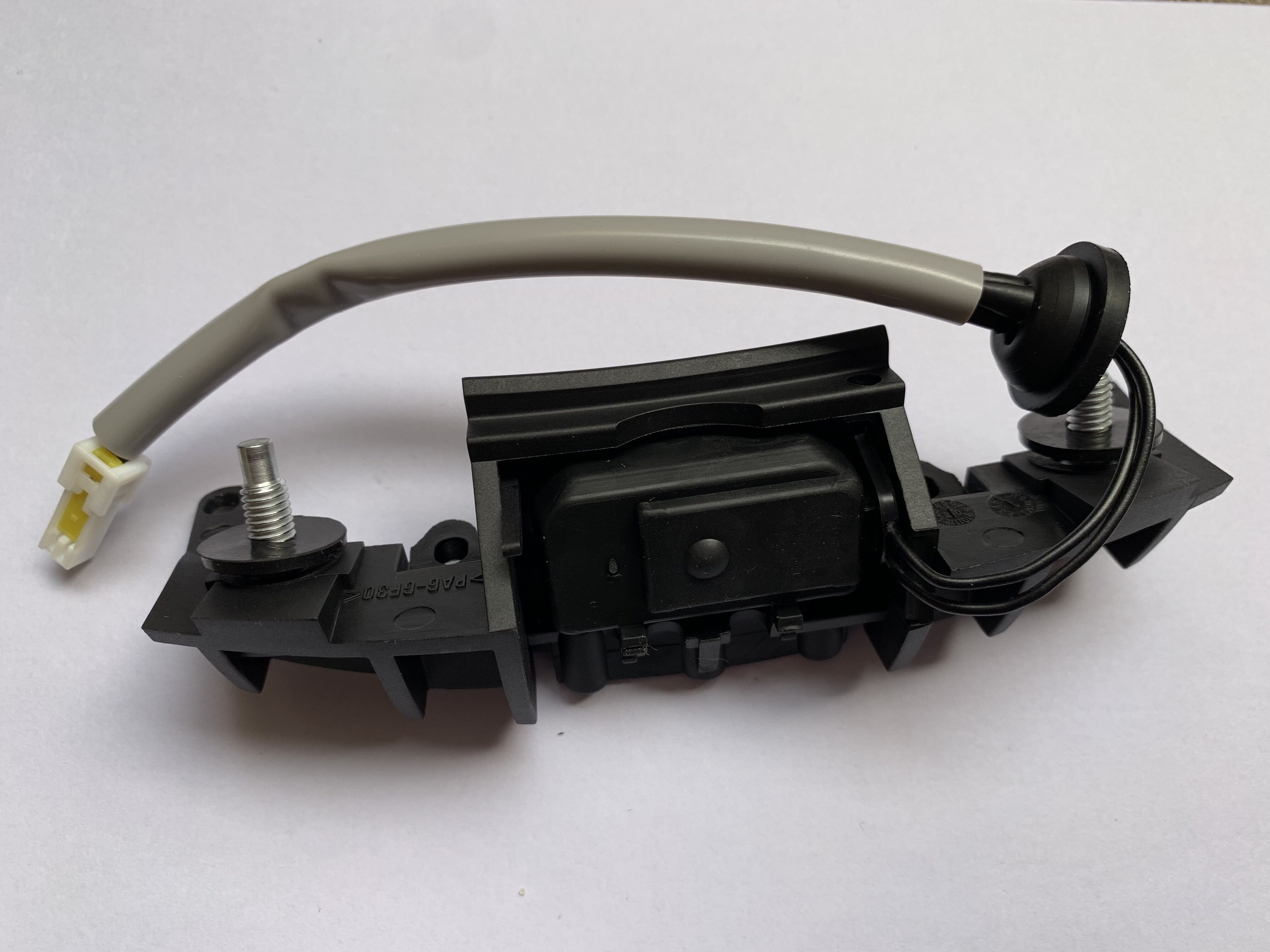 FOR NISSAN MICRA 02-10 25380 AX60B LID BRACKET BOO... – Grandado