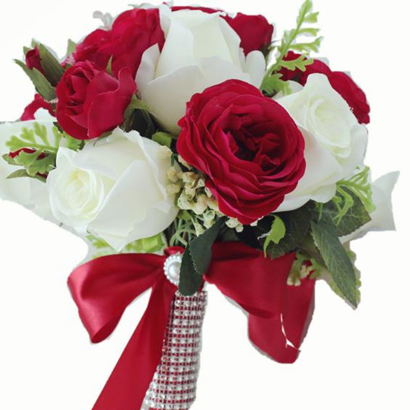 red Married bride holding flowers red sen rose wed... – Grandado