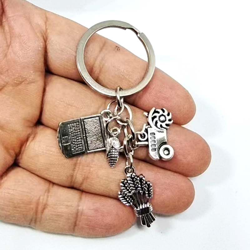 Alloy Key Chain For Corn And Wheat Harvesters – Vicedeal