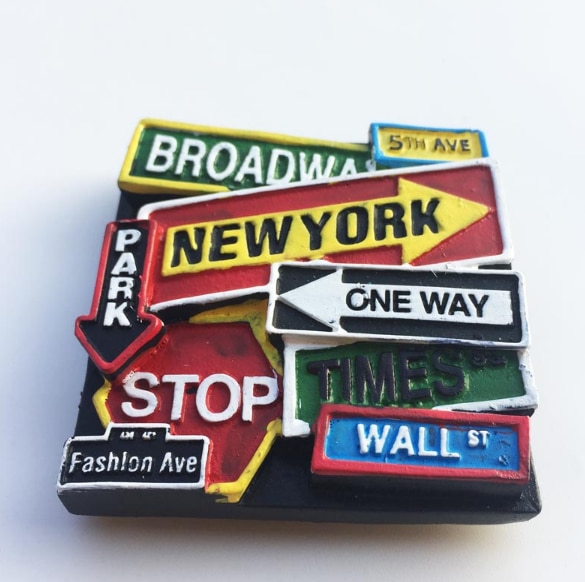 road signs, tourist souvenirs, painted arts and cr... – Grandado