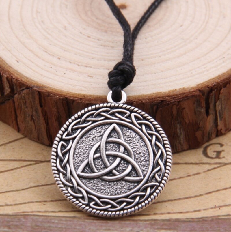 Vintage Celtic Knot Pendant Men Viking Rune Amulet... – Grandado