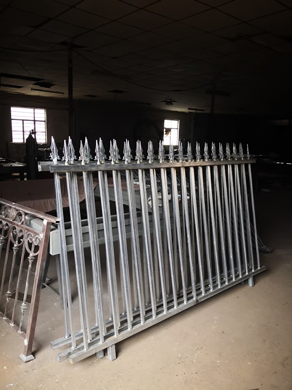 Hench Shanghai Fabriek Outdoor Ijzeren Hek – Vicedeal