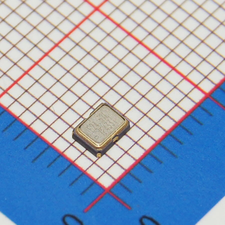 Oszillatoren 100 stücke 30ppm 15pf 24,576 MHz 3,3 ... – Vicedeal