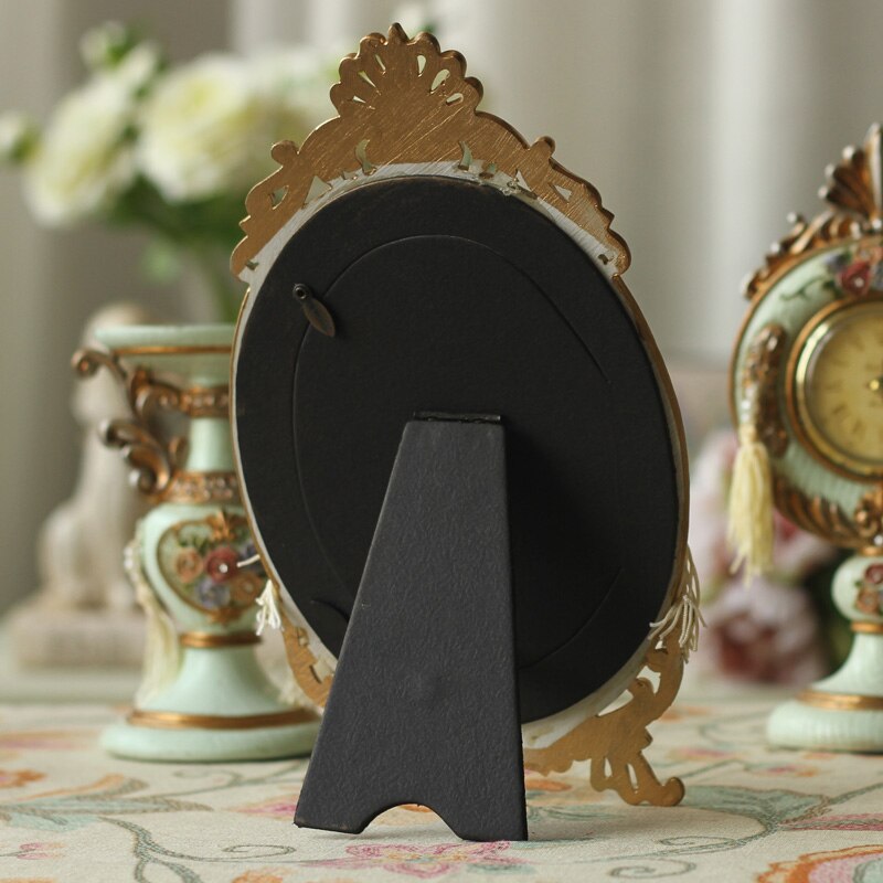 European Retro Style 6-inch Oval Picture Frame Tab... – Vicedeal