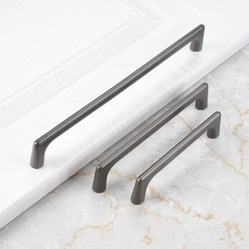 Modern Minimalist Handle Wardrobe Brushed Brass Ca... – Grandado