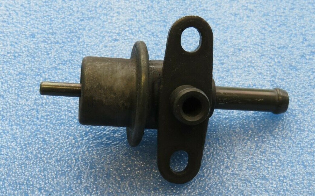 Fuel Pressure Regulator Voor Mazda Mazda 626 FP34-... – Grandado