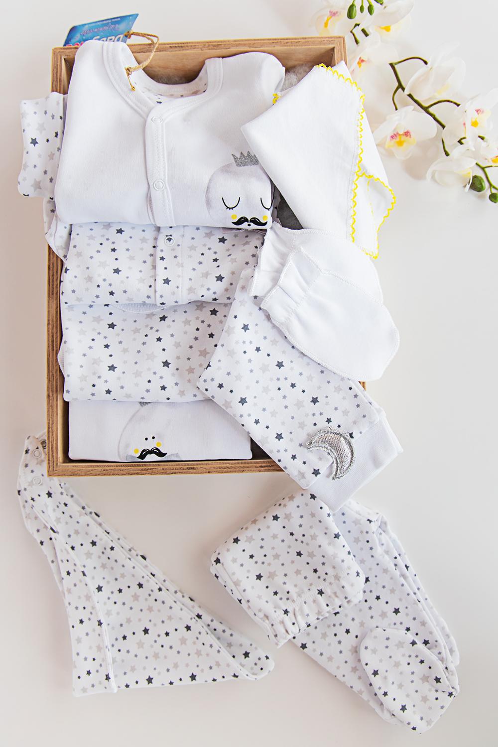 9 Piece Little Moon Newborn Baby Boy Clothes Set – Grandado