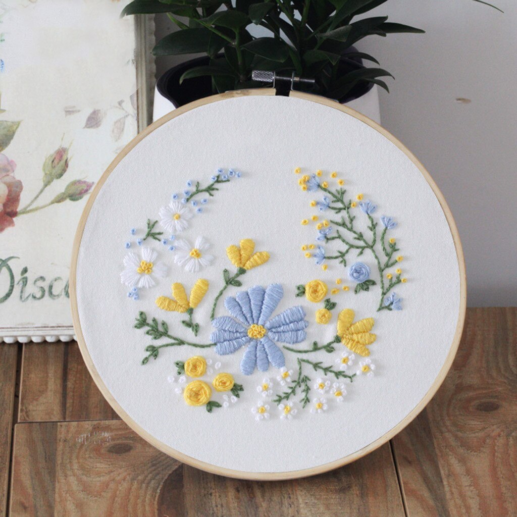 DIY Easy Flower Embroidery Kit with Bamboo Hoop fo... – Grandado
