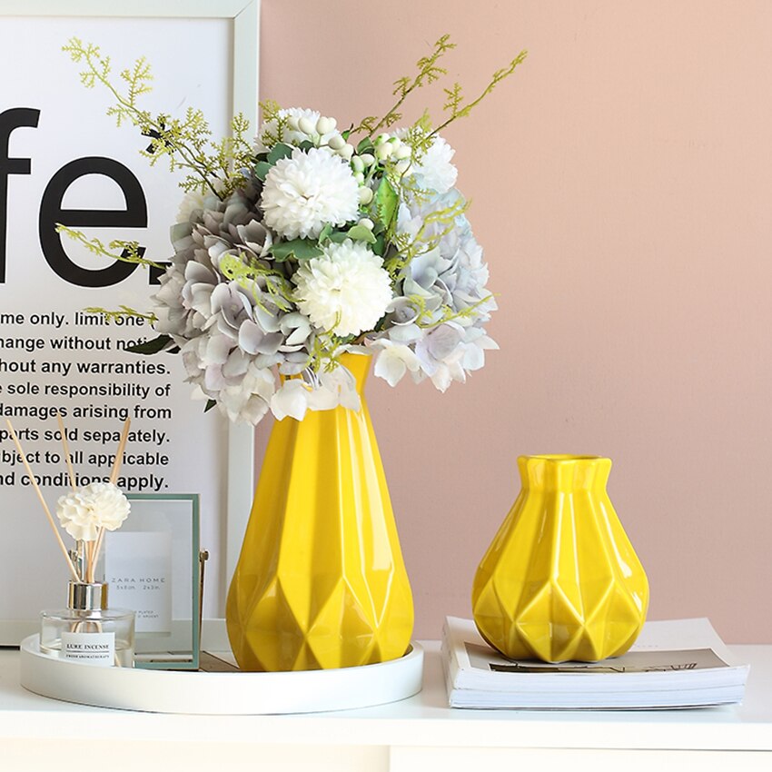 Modern Geometric Pattern Decorative Vase Yellow Ce... – Grandado