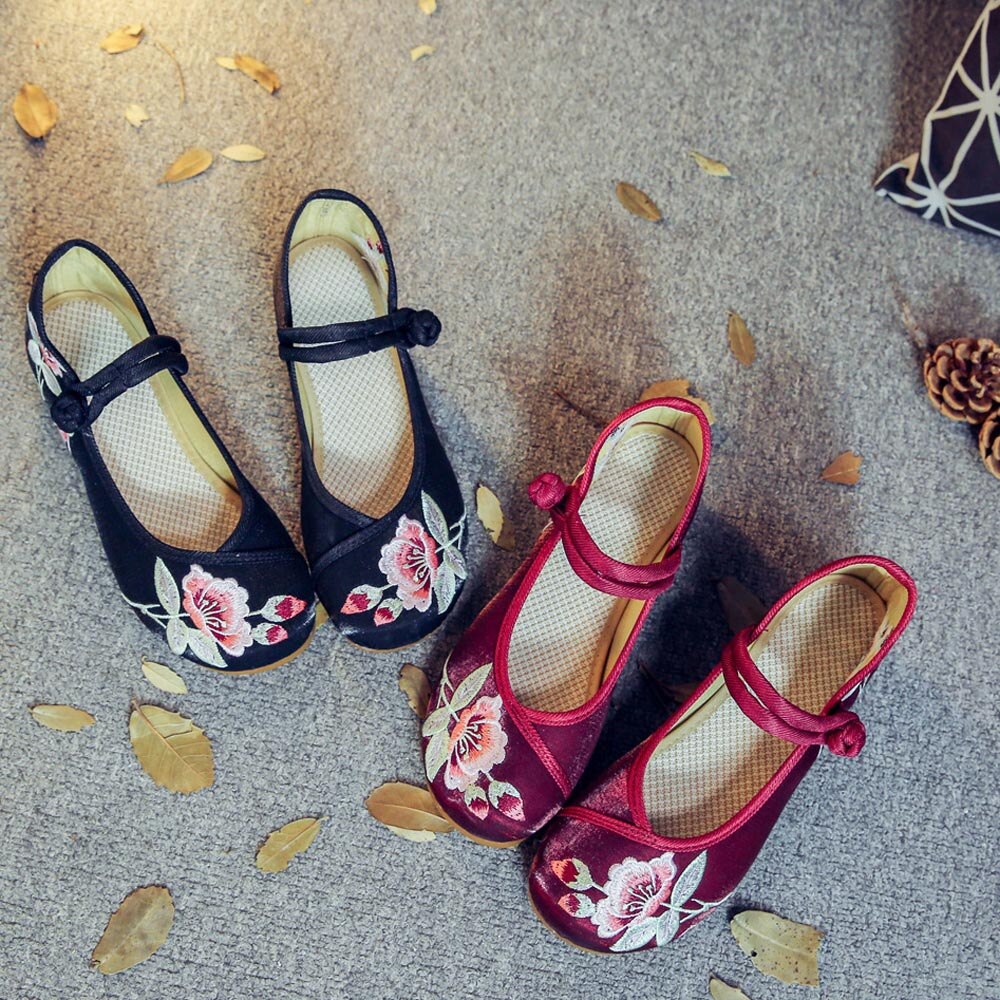 Vintage Chinese Women Canvas Shoes Cloth Flock Chi... – Grandado