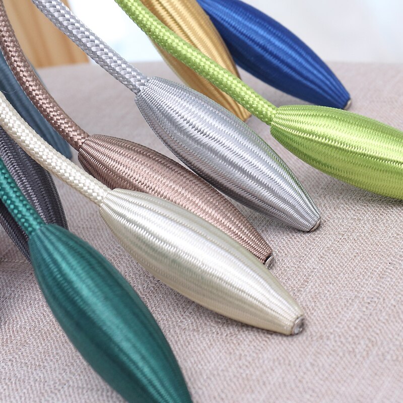 Modernt minimalistiskt gardinrep med fri stil gard... – Grandado