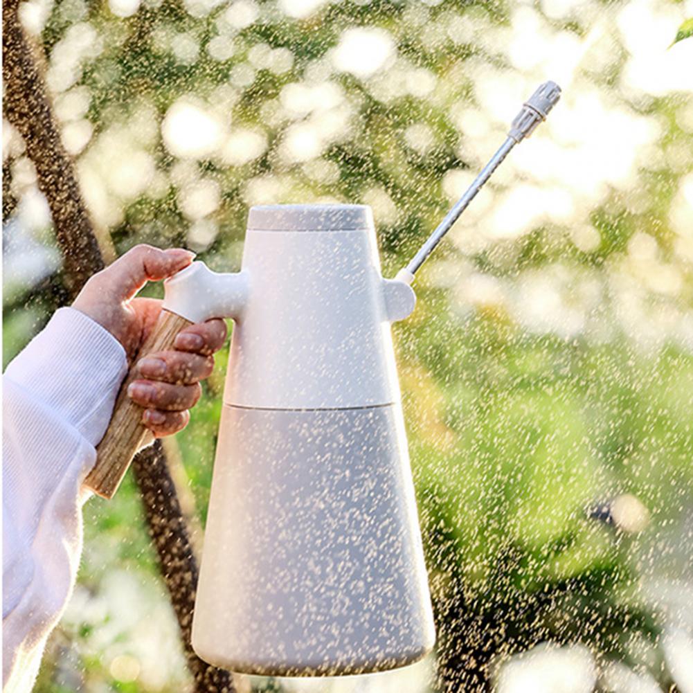 1400ml Rotating Watering Spray Pot Household Nozzl... – Grandado