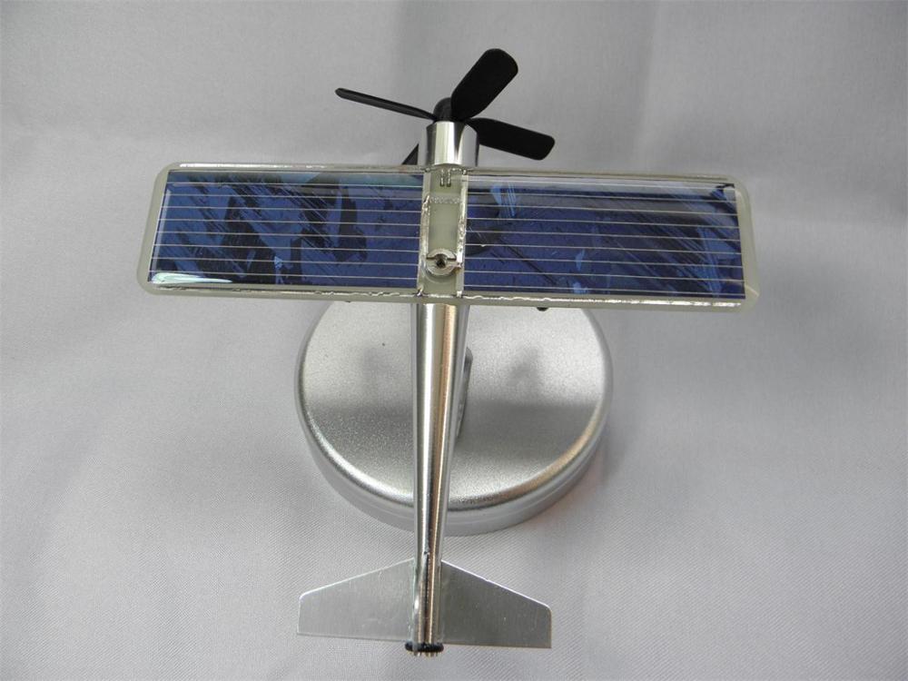 CHANCS Decorative Aircraft Model Solar Power 0.4W ... – Grandado