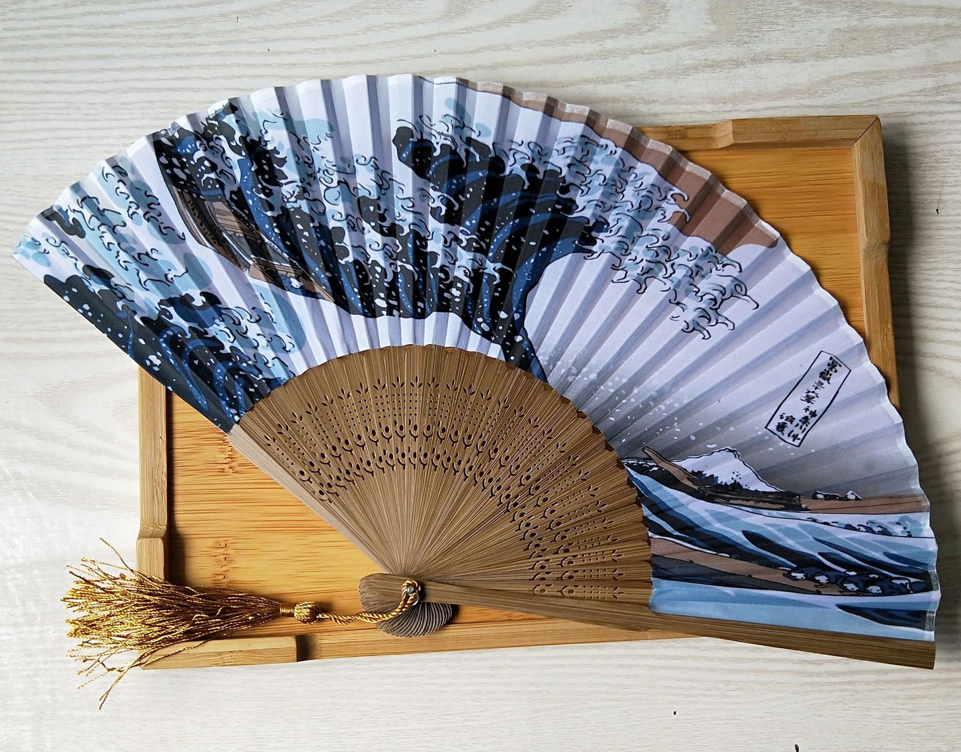 Japanese hand Fan Ukiyoe Surfing Sea Wave Kanagawa... – Grandado