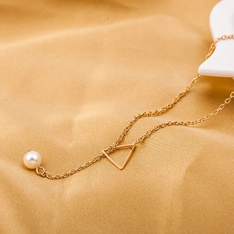 Frauen Gold Halskette Einfache Hohlen Dreieck Eins... – Vicedeal