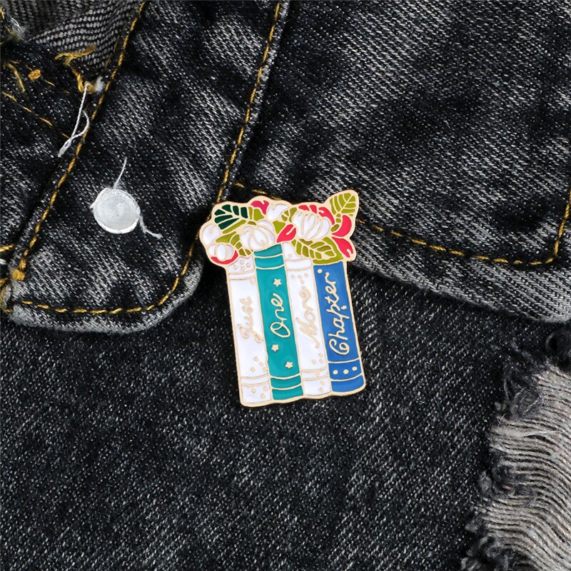Just One More Chapter Brooches Flowers Books Reade... – Grandado