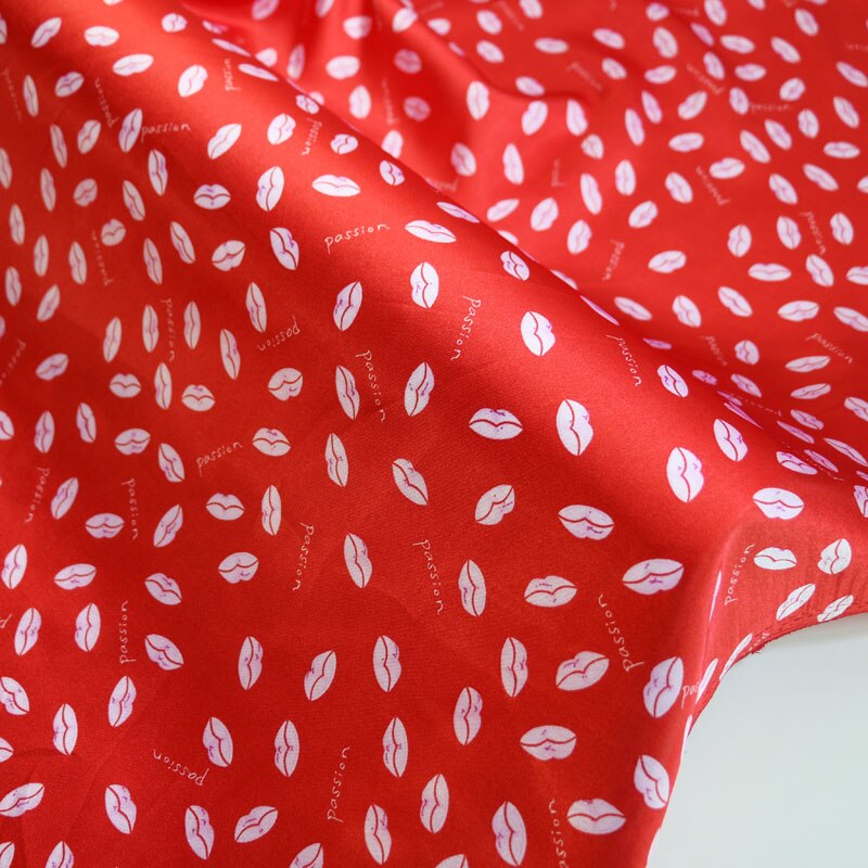 100cm*148cm Satin Charmeuse Fabric Cartoon Lips Pr... – Vicedeal