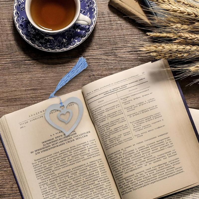 Hollow Metal Bookmarks Book Mark Heart Alloy Stenc... – Grandado
