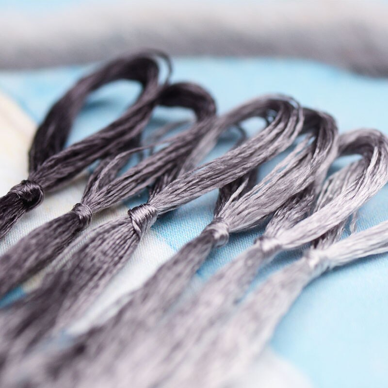 Hilo de bordar de seda de colores, rama de hilo de... – Grandado