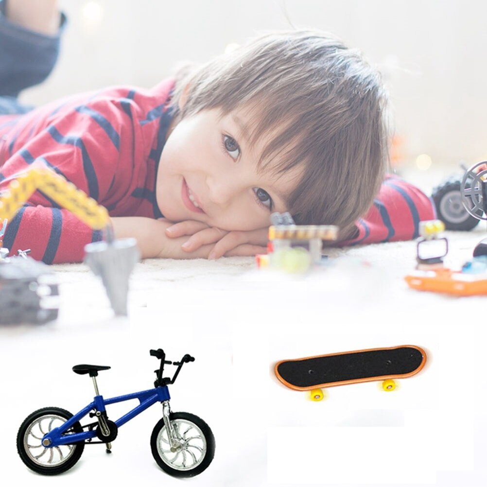 Mini Finger Skateboarding Plastic Fingerboard Toys... – Grandado